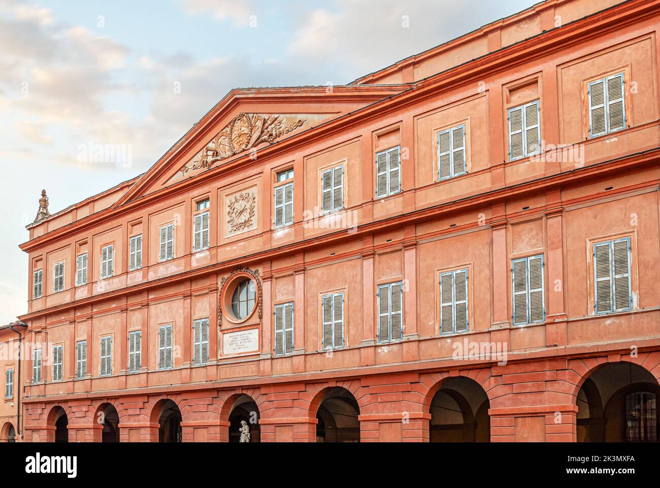 Building of the Galleria delle statue in Modena, Emilia Romagna, Italy ...
