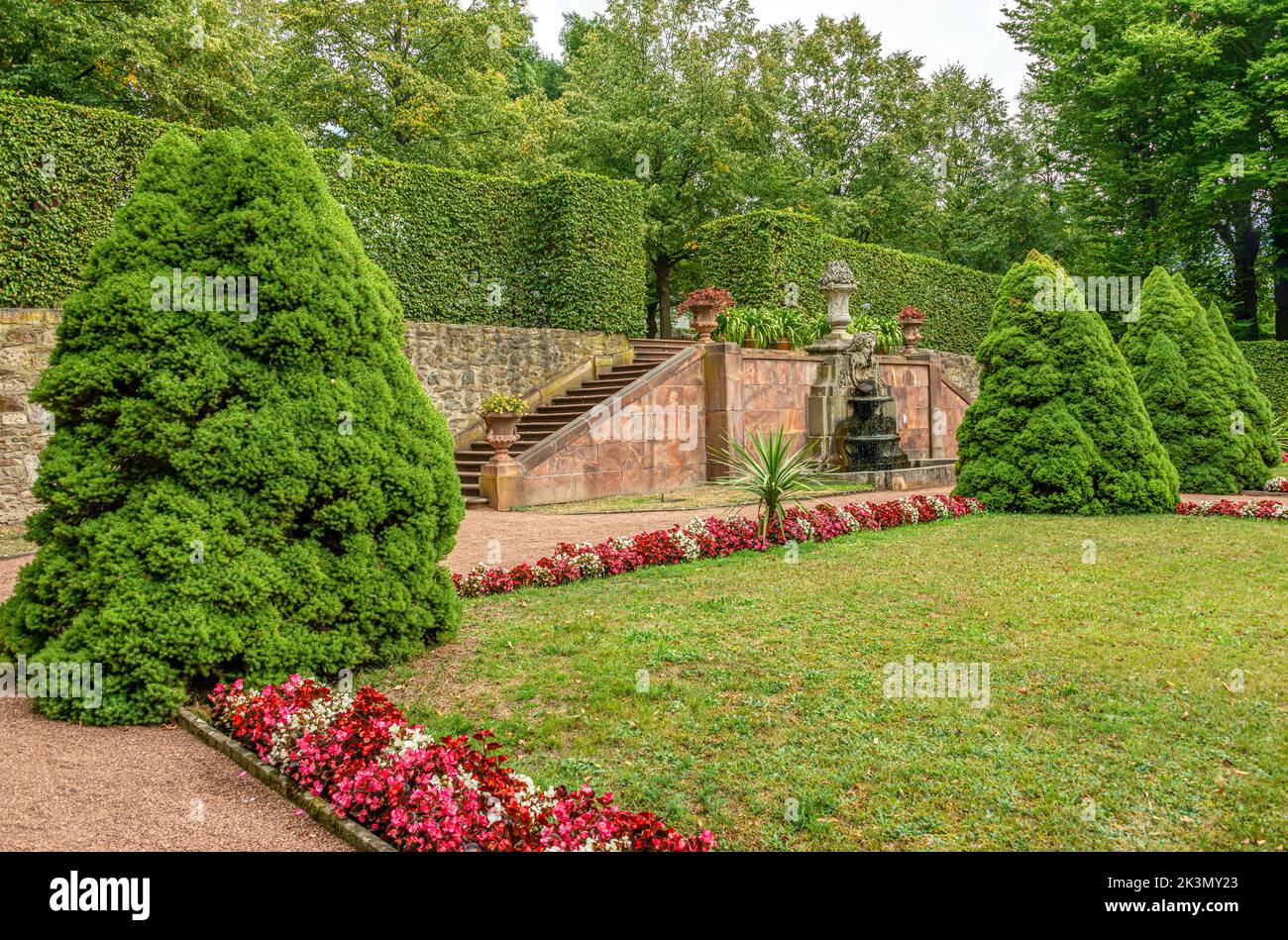 Baroque castle garden hi-res stock photography and images - Alamy