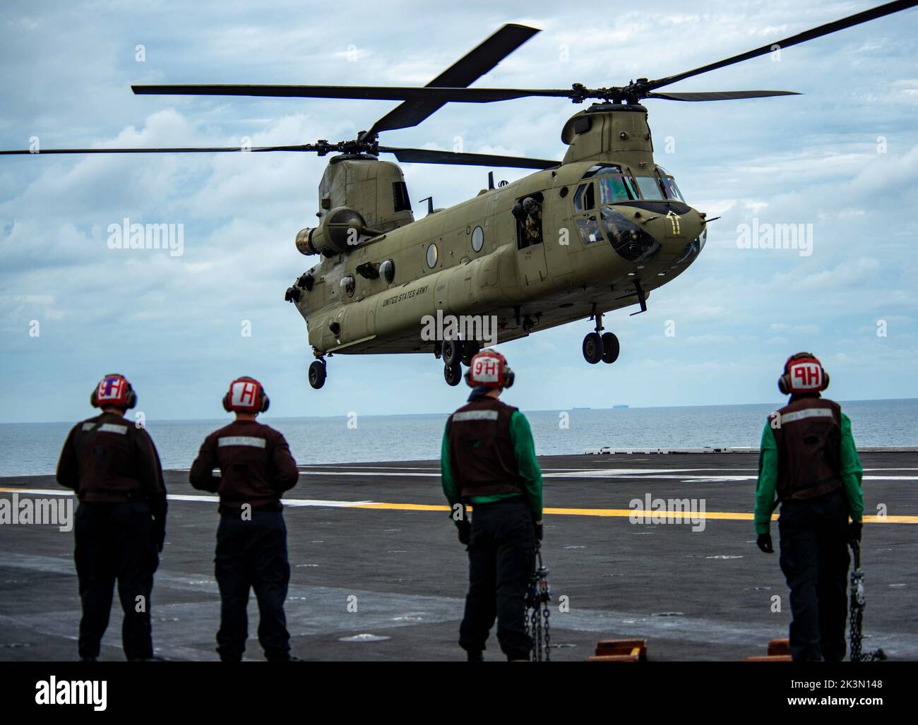 220926-N-DW158-1326 WATERS EAST OF THE KOREAN PENINSULA (Sept. 26, 2022 ...