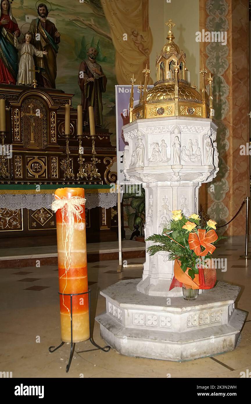 Wadowice, Małopolska, Lesser Poland, Polen, Polska, Baptismal font in ...