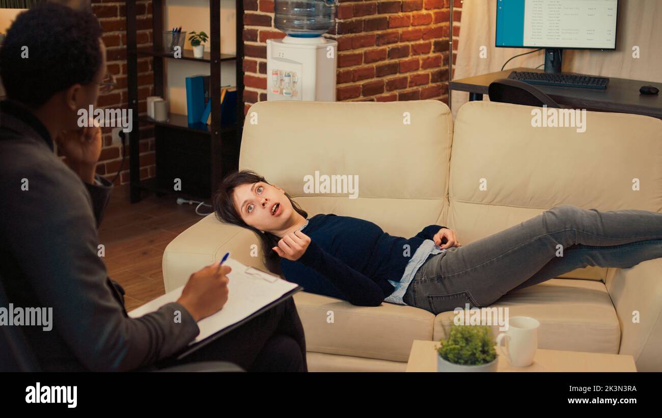 Complaining psychoanalysis hi-res stock photography and images - Alamy