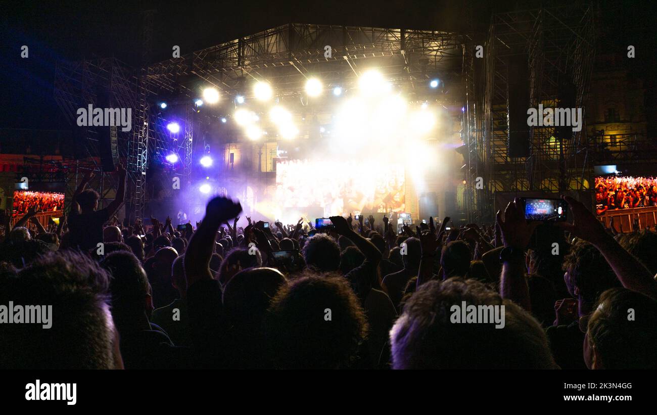 Rock pop group jam hi-res stock photography and images - Alamy