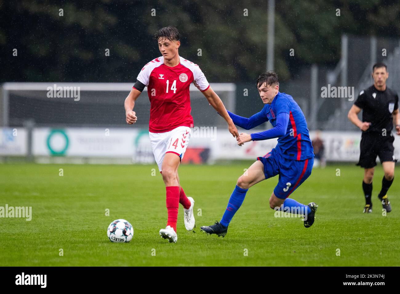 Hobro, Denmark. 27th Sep, 2022. Silas Andersen (14) of Denmark and Luke ...
