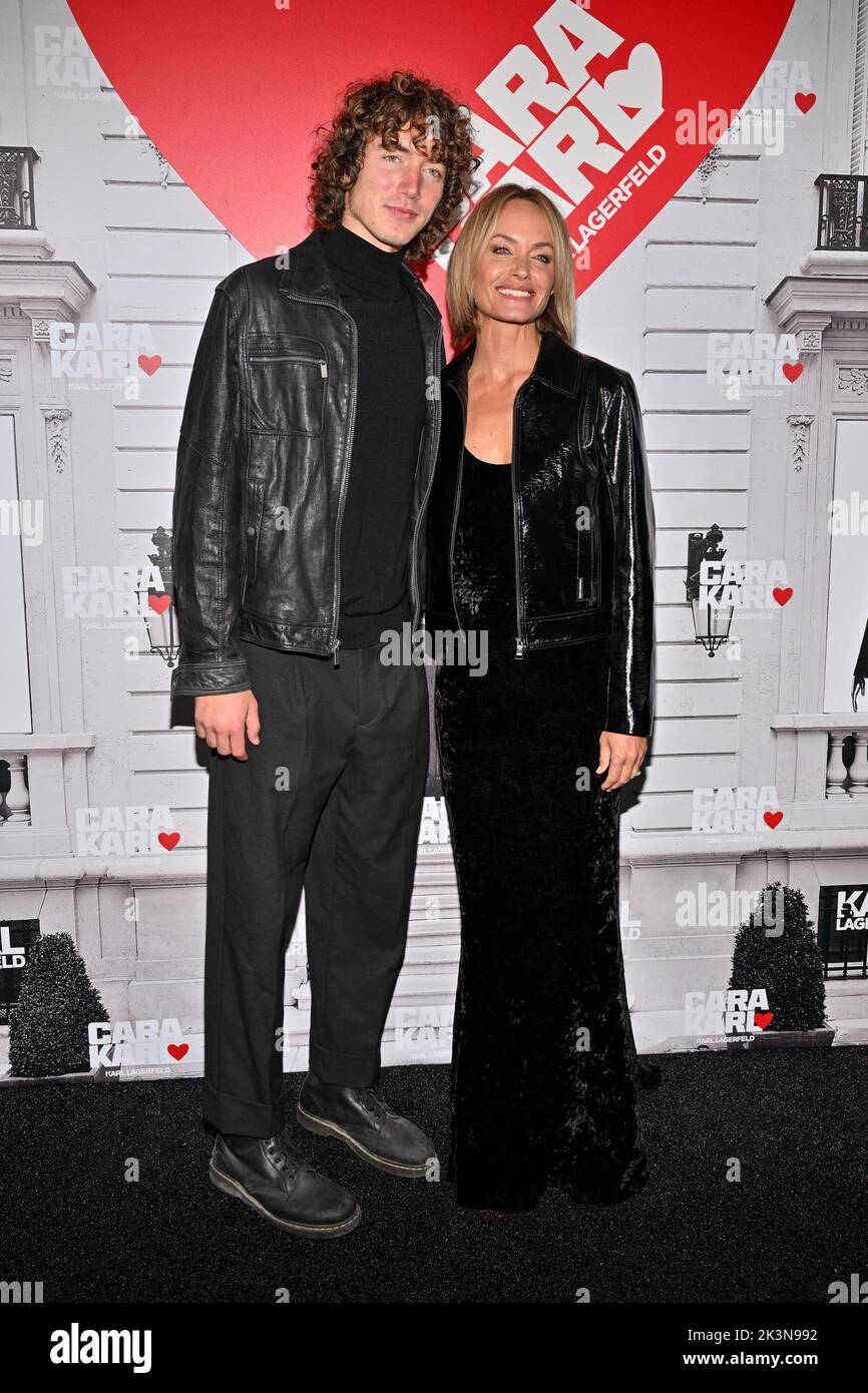 Paris, France, September 27, 2022. Amber Valletta and her son Auden ...