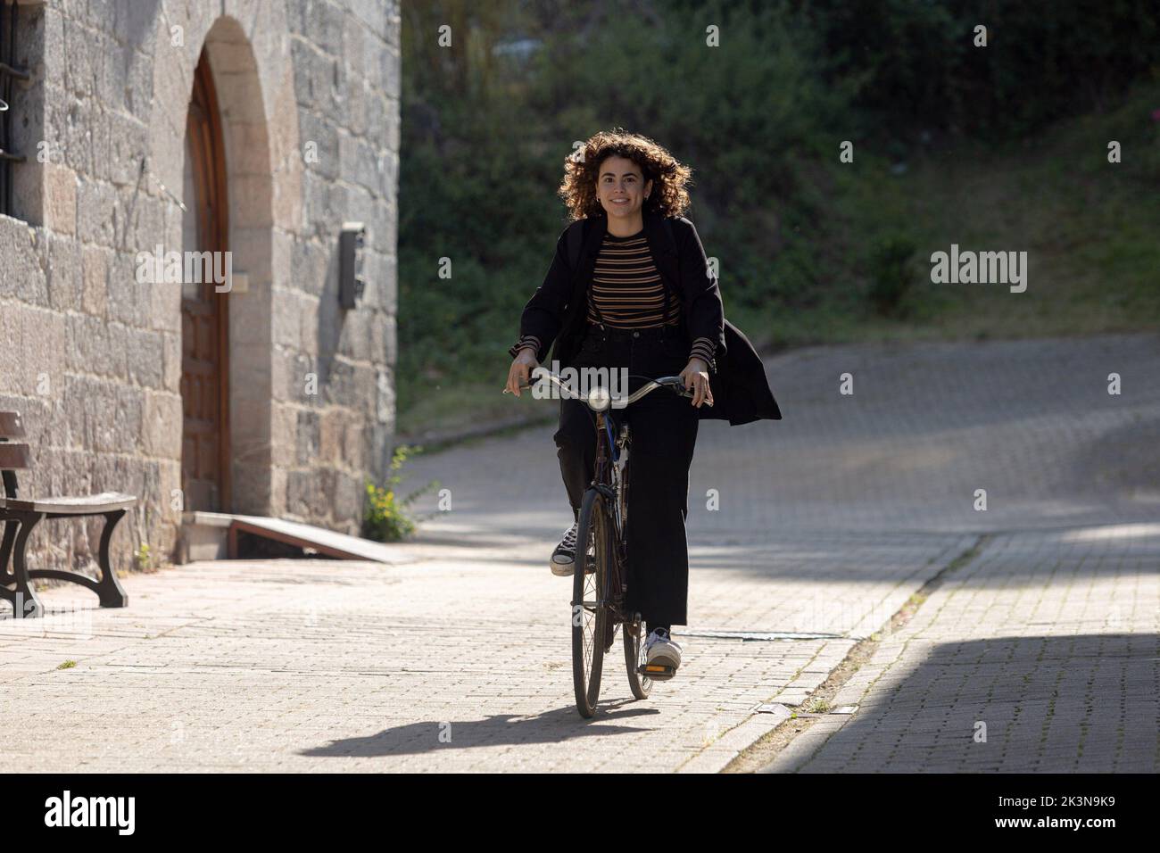 YOU'RE NOTHING SPECIAL, (aka TU NO ERES ESPECIAL), Delia Brufau, 'Una ...