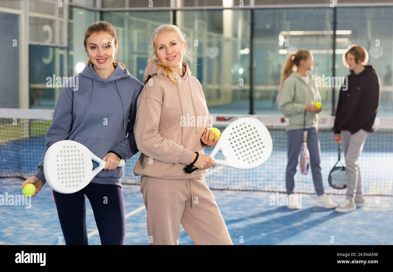 Portrait lady tennis racket hi-res stock photography and images - Alamy