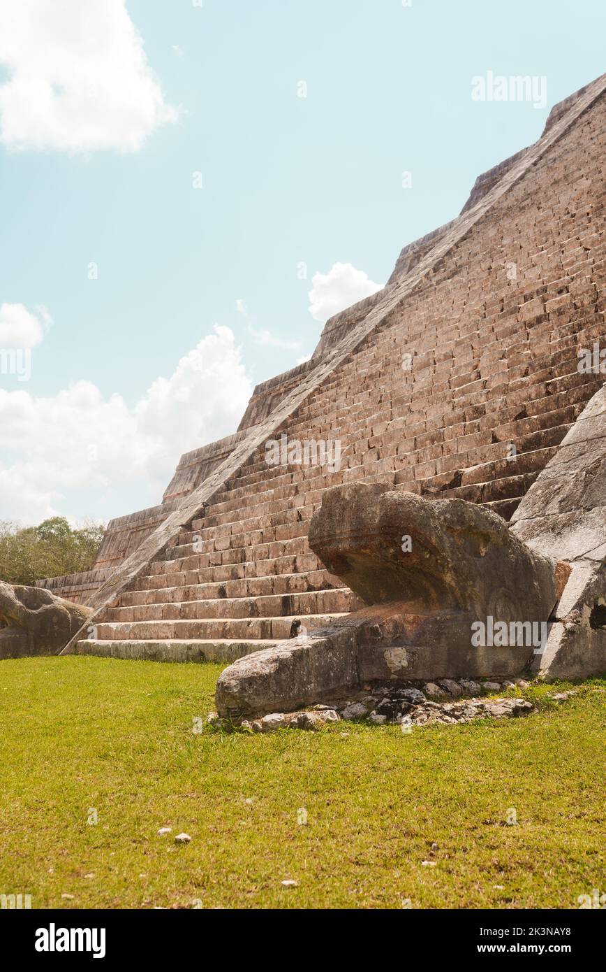 A vertical shot of the ancient Chichen Itza Mayan ruins Stock Photo - Alamy