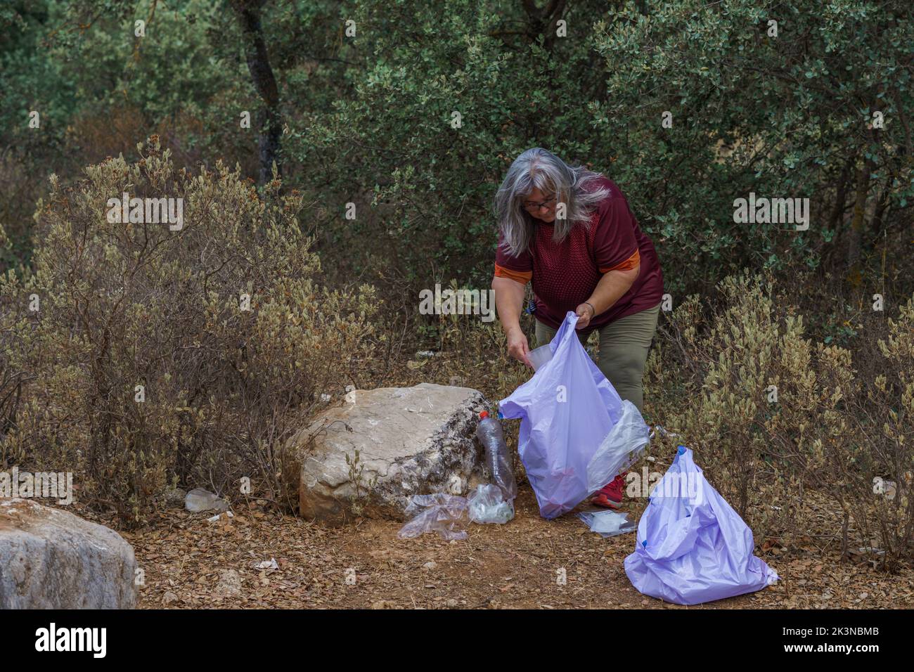 Picking up dirt hi-res stock photography and images - Alamy