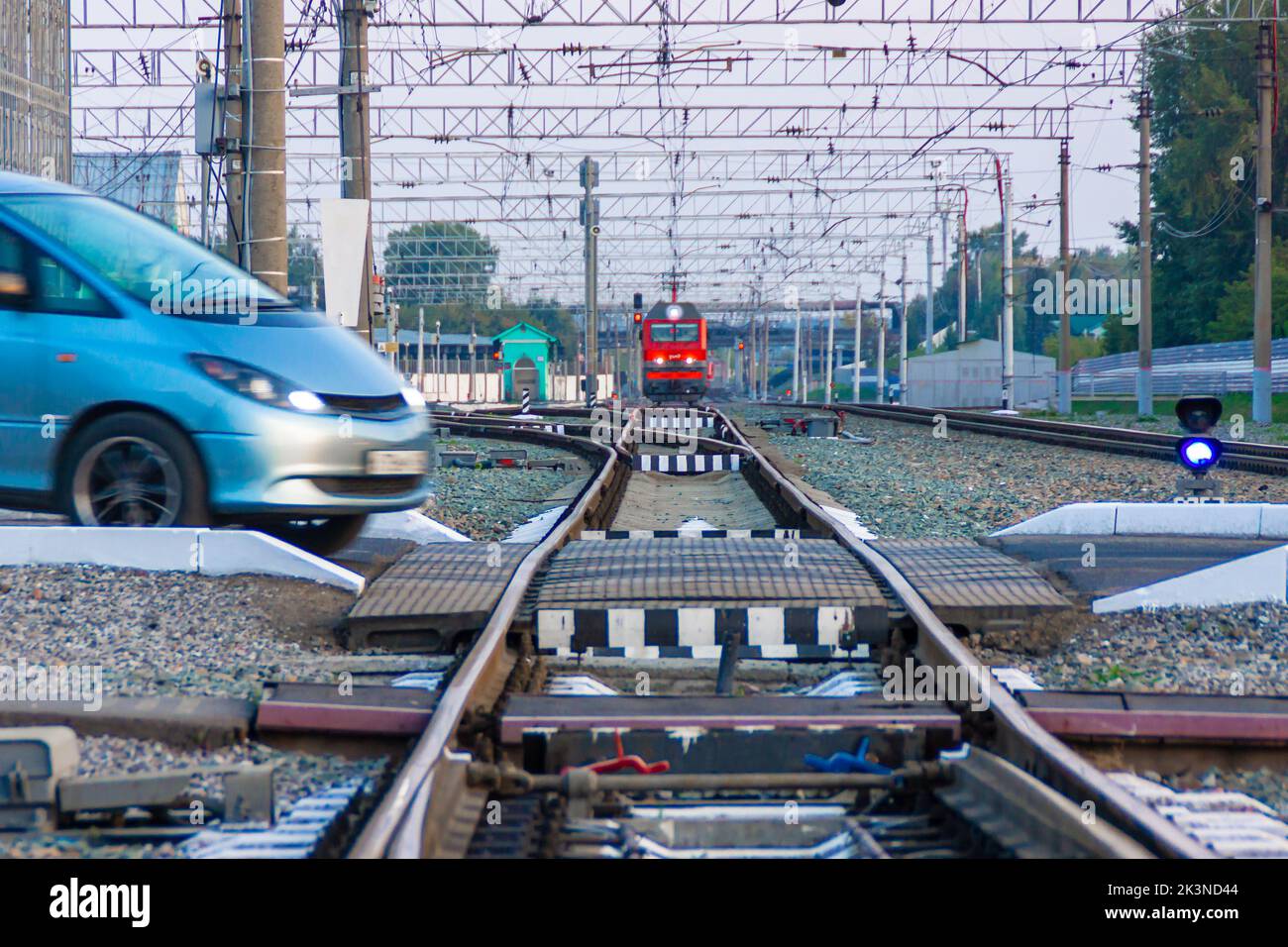 Criss cross collision hi-res stock photography and images - Alamy