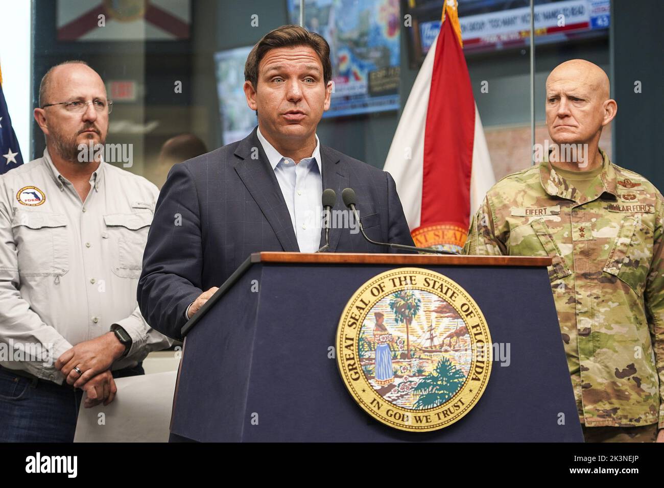 Desantis hurricane ian update hi-res stock photography and images - Alamy