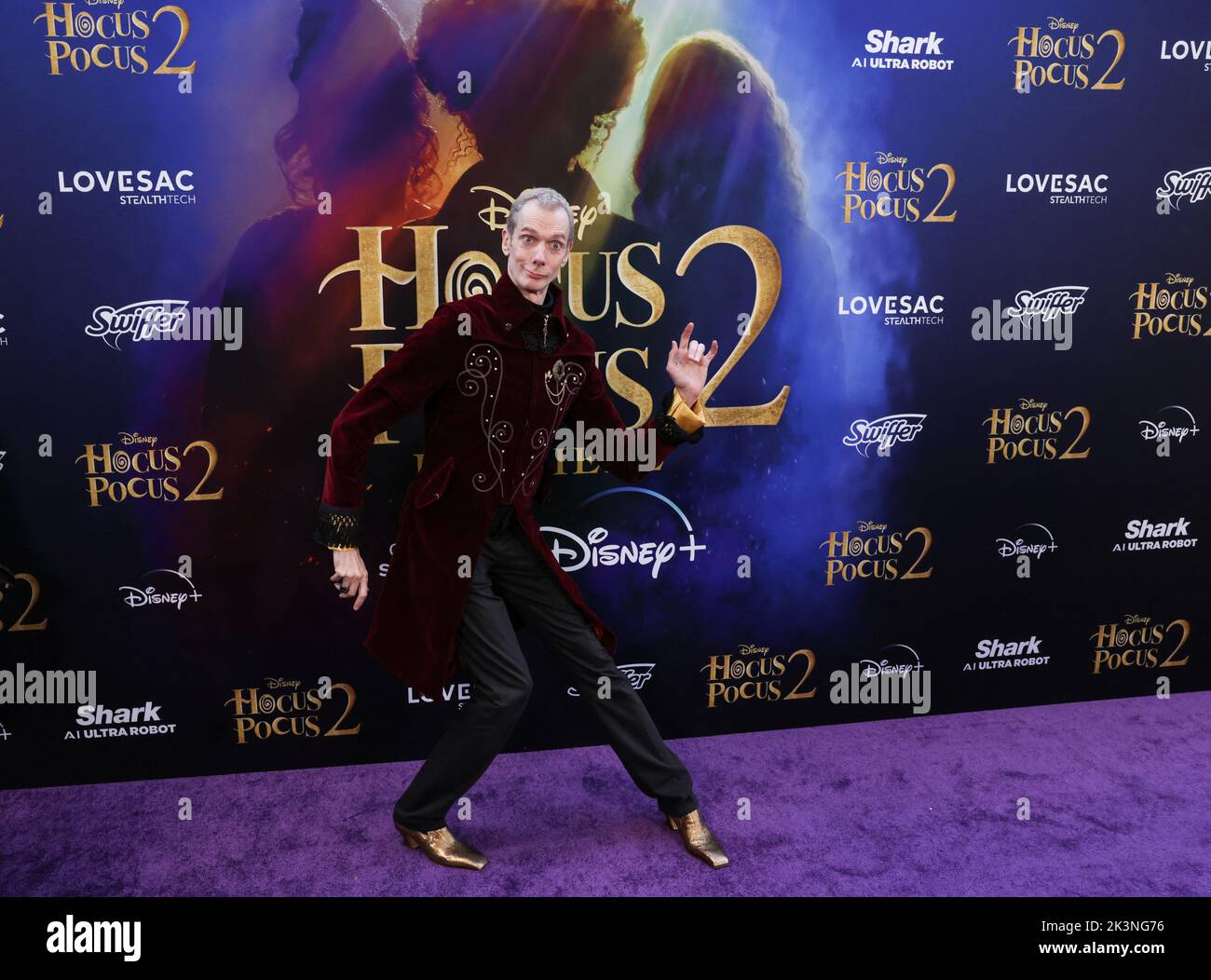 Hocus pocus 2 hi-res stock photography and images - Alamy