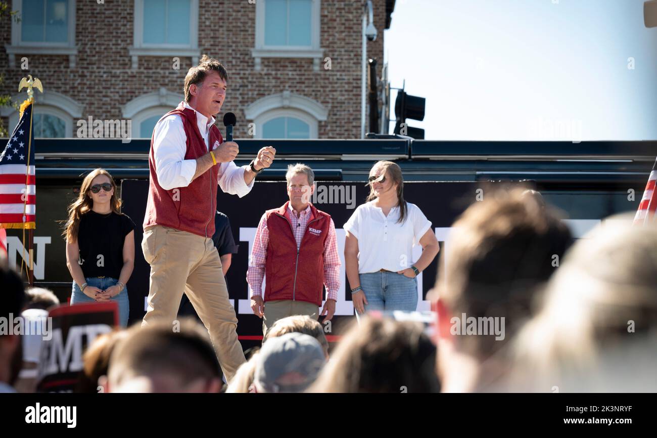 Alpharetta, Georgia, USA. 27th Sep, 2022. Republican Georgia Gov. Brian ...