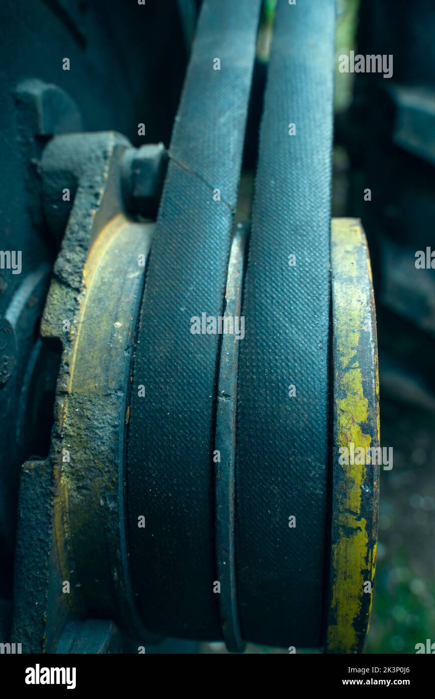 Belt drive unit hi-res stock photography and images - Alamy