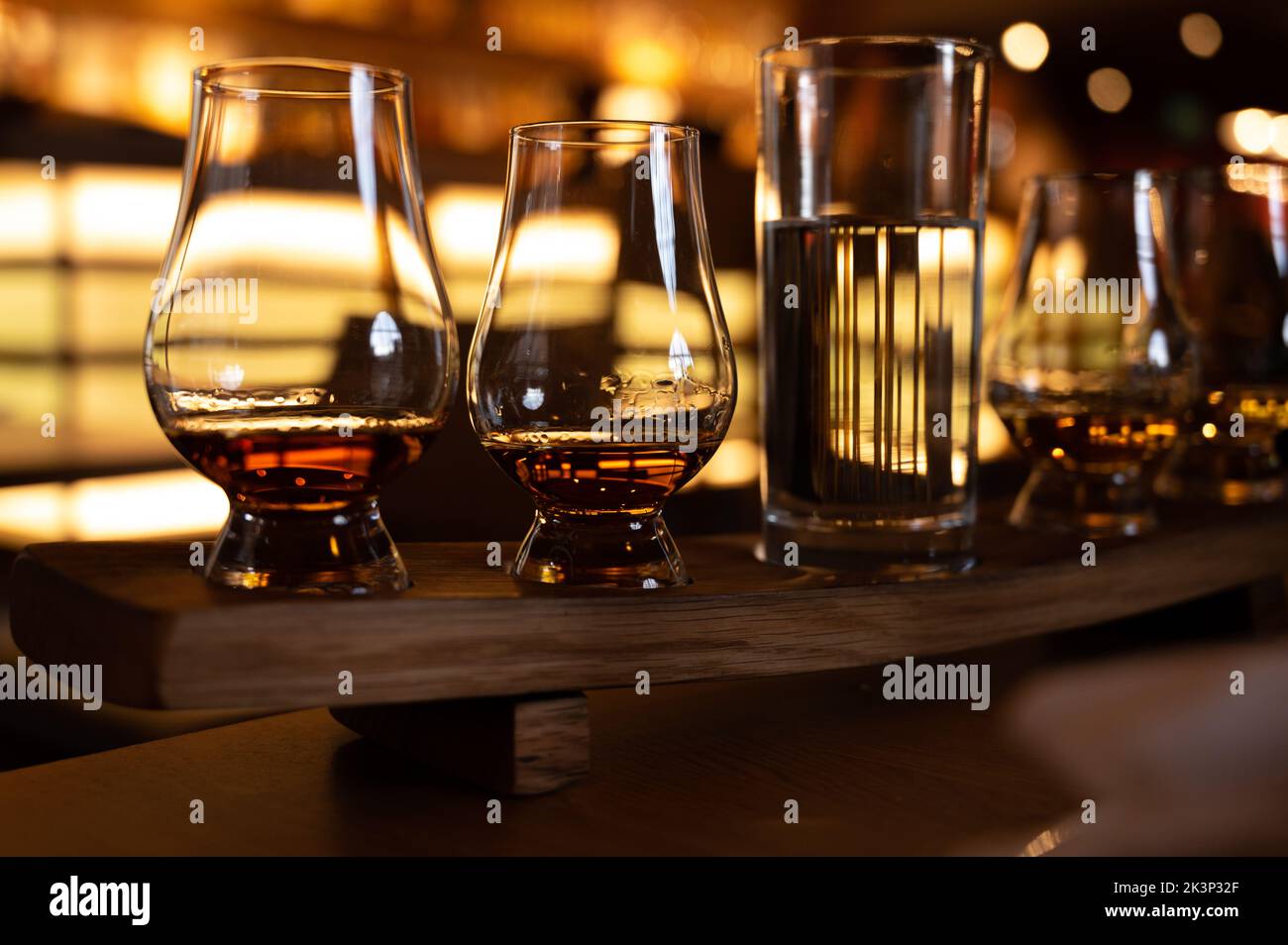 Whiskey tasting flight hi-res stock photography and images - Alamy