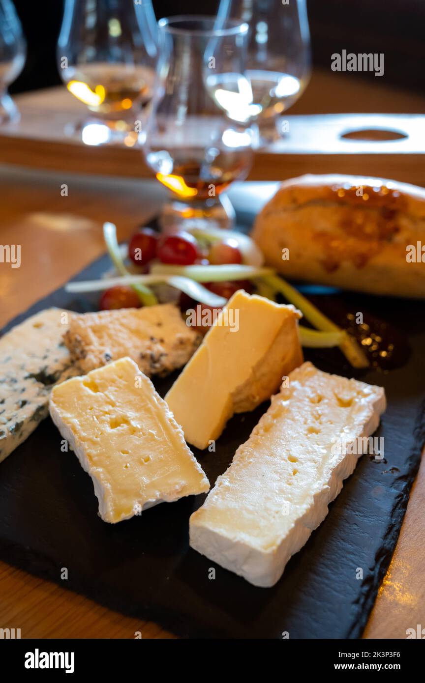 Scottish dairy farmers hi-res stock photography and images - Alamy