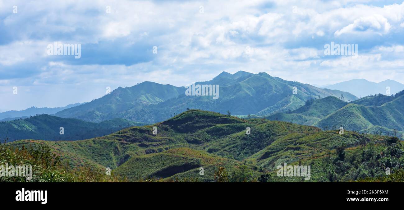 Beautiful landscape of Noen Chang Suek (Battle Elephant Hill) mountain ...