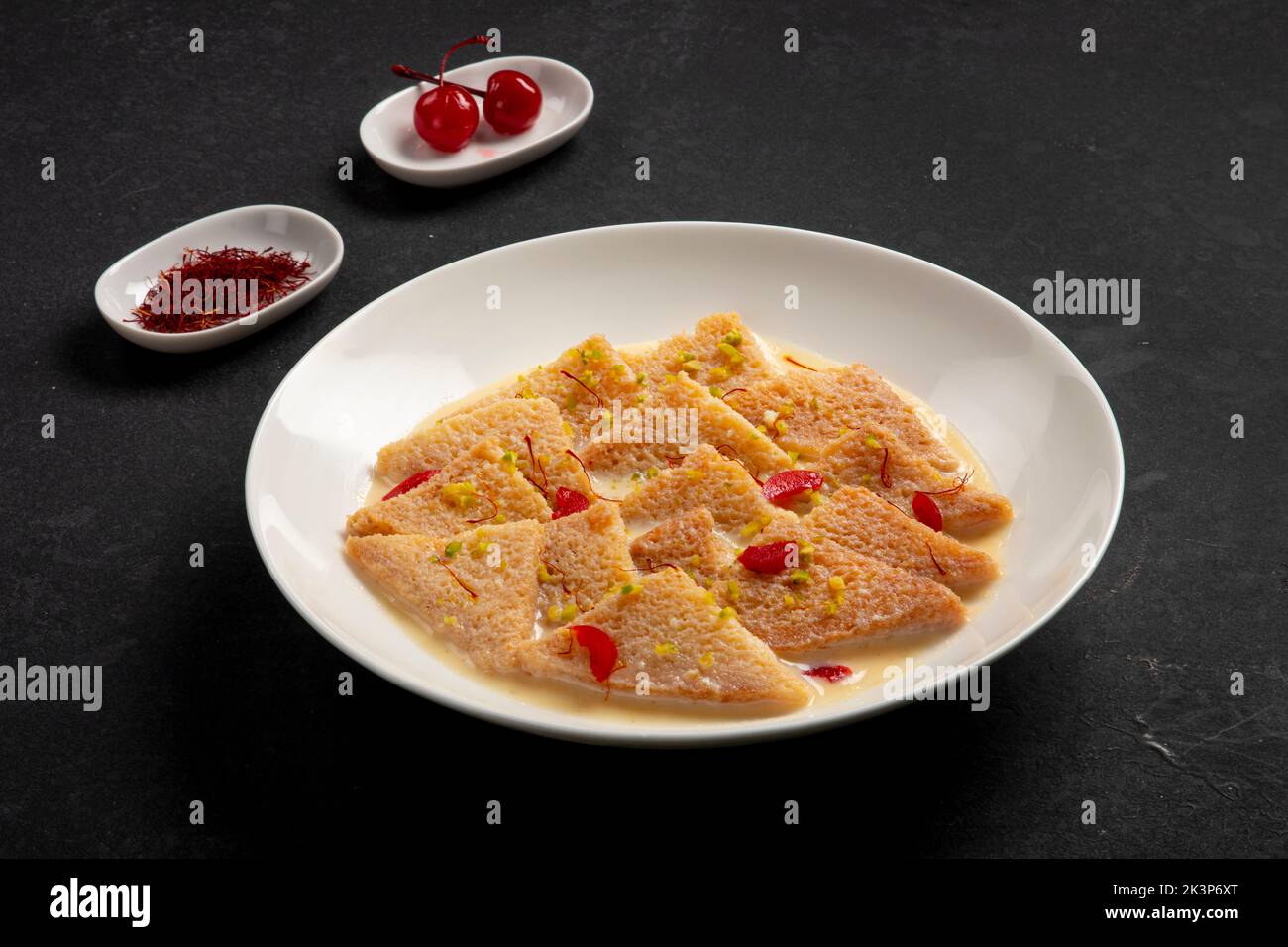 Shahi tukda delhi hi-res stock photography and images - Alamy