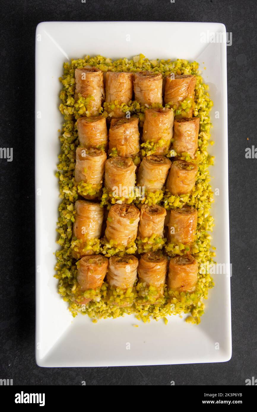 Baklava with pistachio, one of the most beautiful desserts of Turkish ...