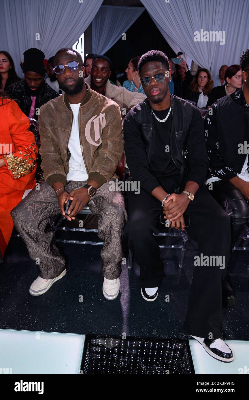 Paris, France. September 27, 2022, Franglish and his brother John ...