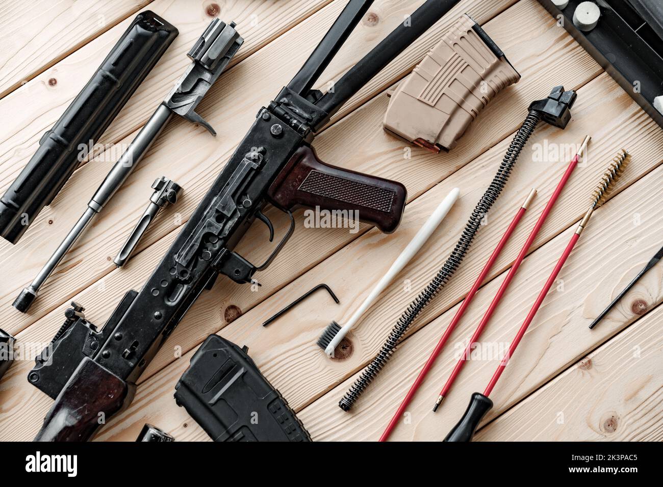 Gunsmith's working table for gun cleaning and maintaining Stock Photo ...