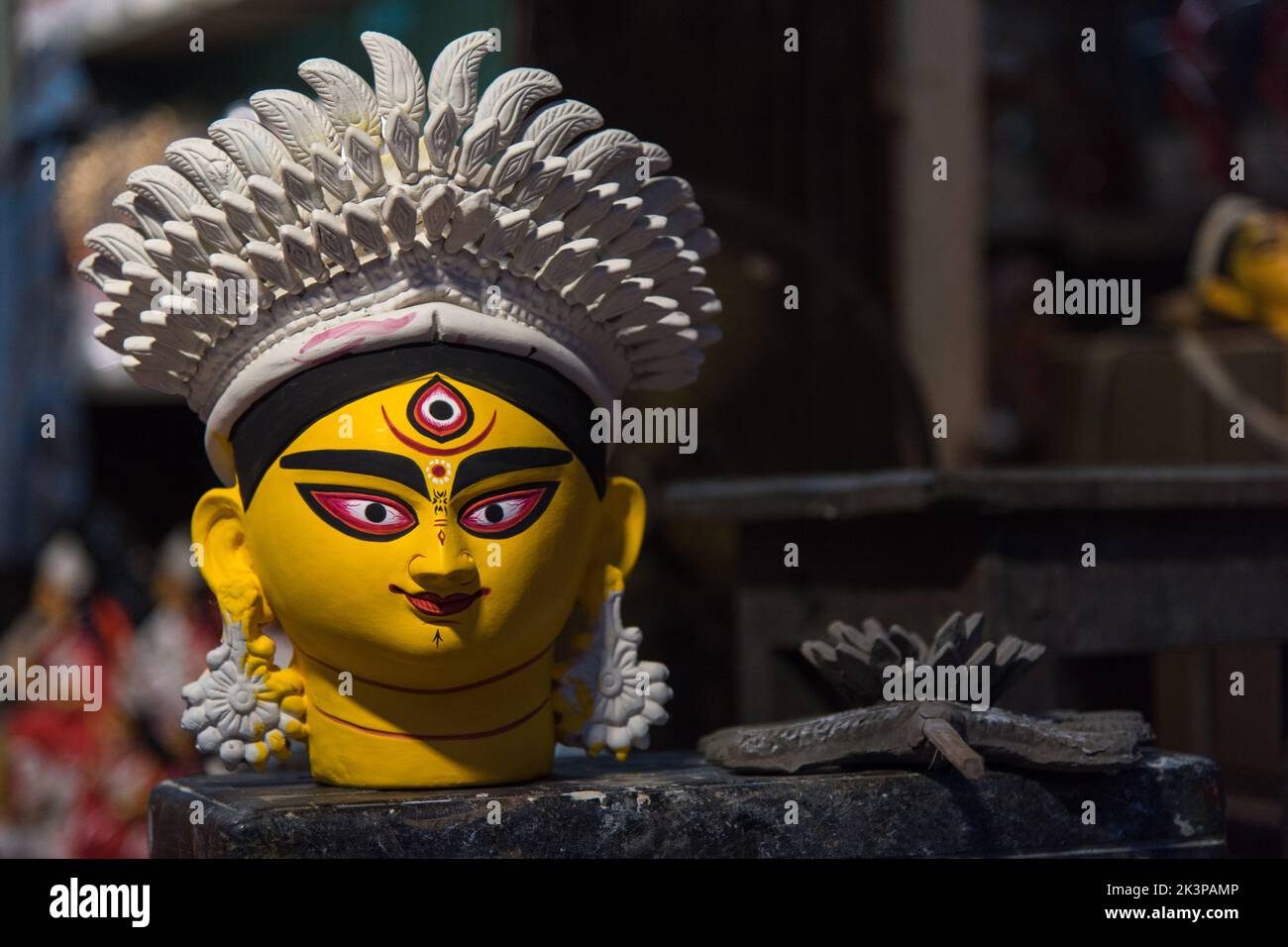 Durga puja decorated pandal hi-res stock photography and images - Alamy
