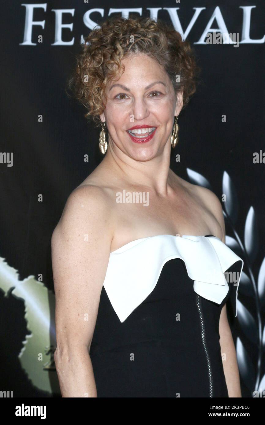 Nela wagman hi-res stock photography and images - Alamy