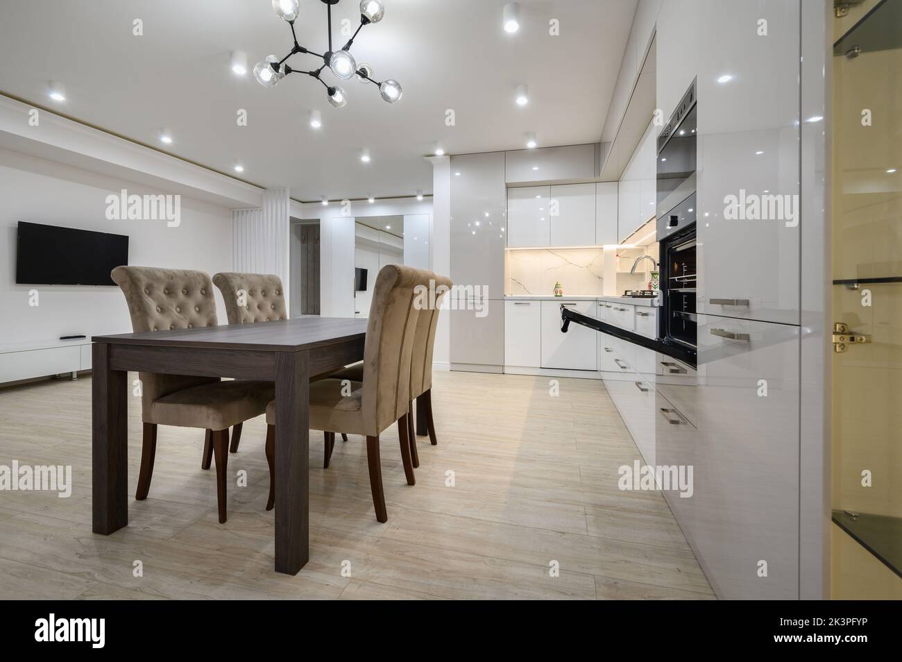 Luxury kitchen ideas hi-res stock photography and images - Alamy