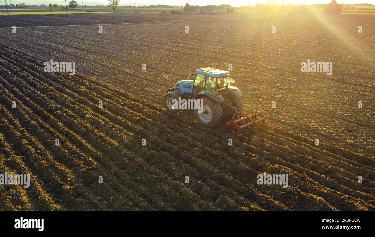Farmer plowing, erosion hi-res stock photography and images - Alamy