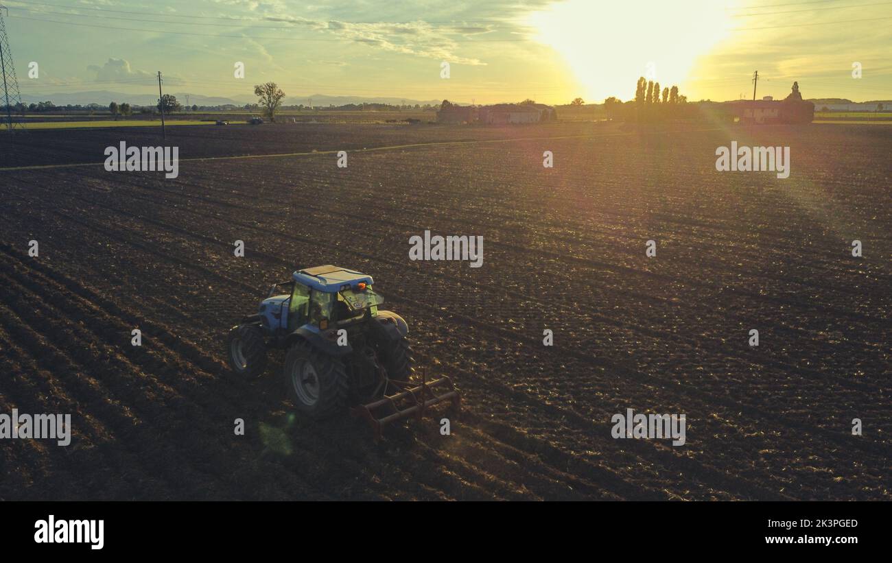 Farmer plowing, erosion hi-res stock photography and images - Alamy