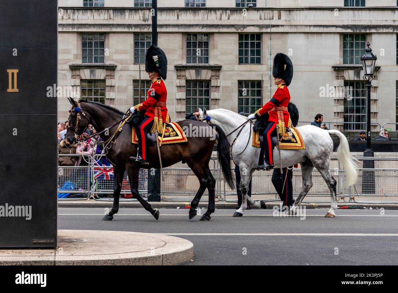 Mounted Guards Take Part In Queen Elizabeth 2nd's Funeral Procession, Whitehall, London, UK ...