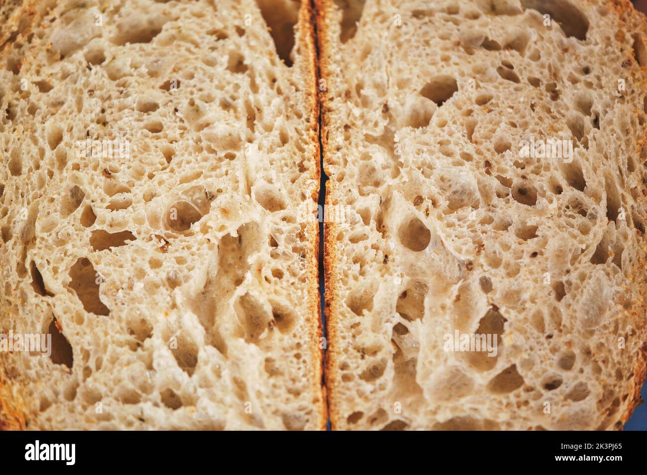 Broken whole grain crisp bread hi-res stock photography and images - Alamy