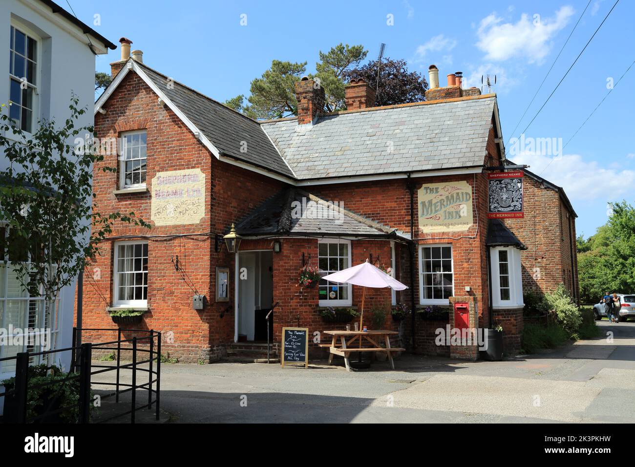 The Mermaid Inn public house on The Street, Bishopsbourne, Canterbury ...