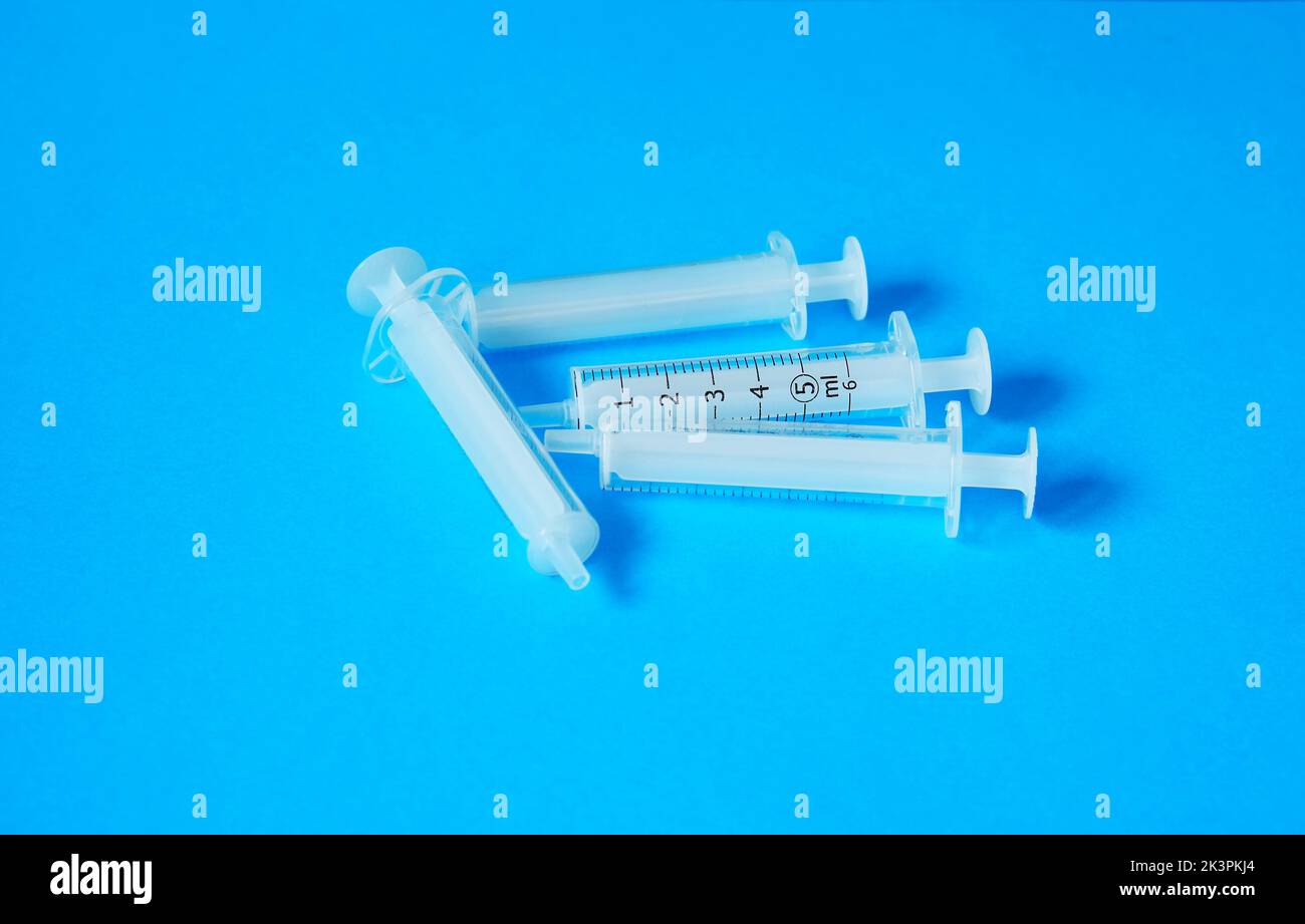 Medical syringes hi-res stock photography and images - Alamy