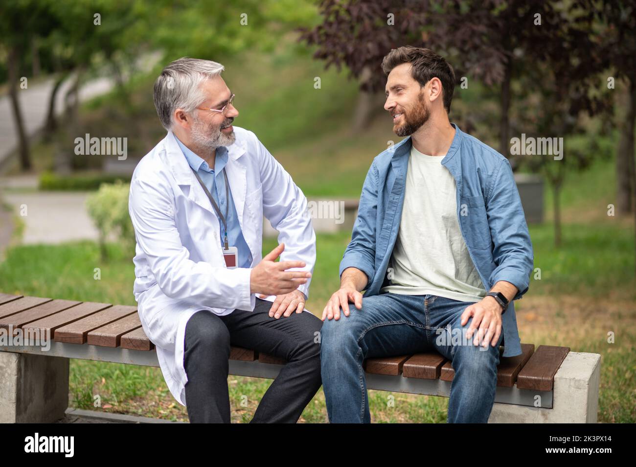 Doctor complain hi-res stock photography and images - Alamy