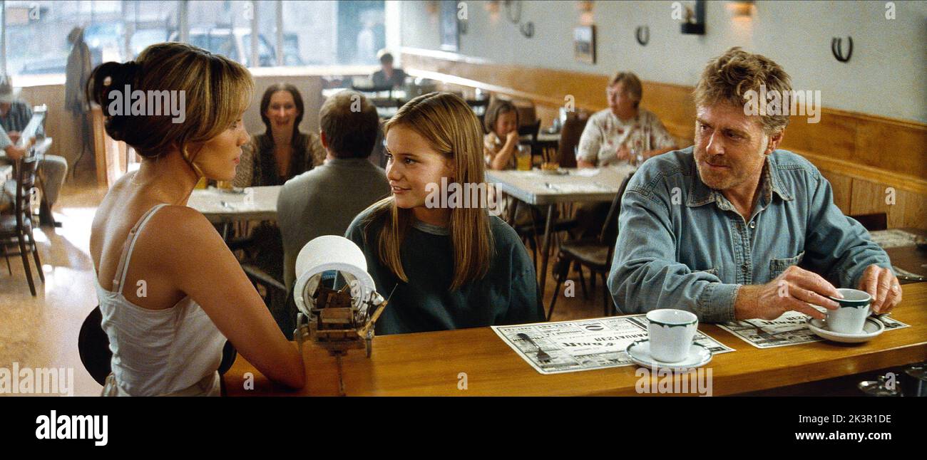 Jennifer Lopez & Becca Gardner Film: An Unfinished Life (USA/DE 2005 ...