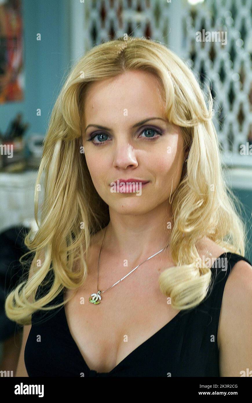 Mena Suvari Film: Beauty Shop (2005) Characters: Joanne Director: Bille ...