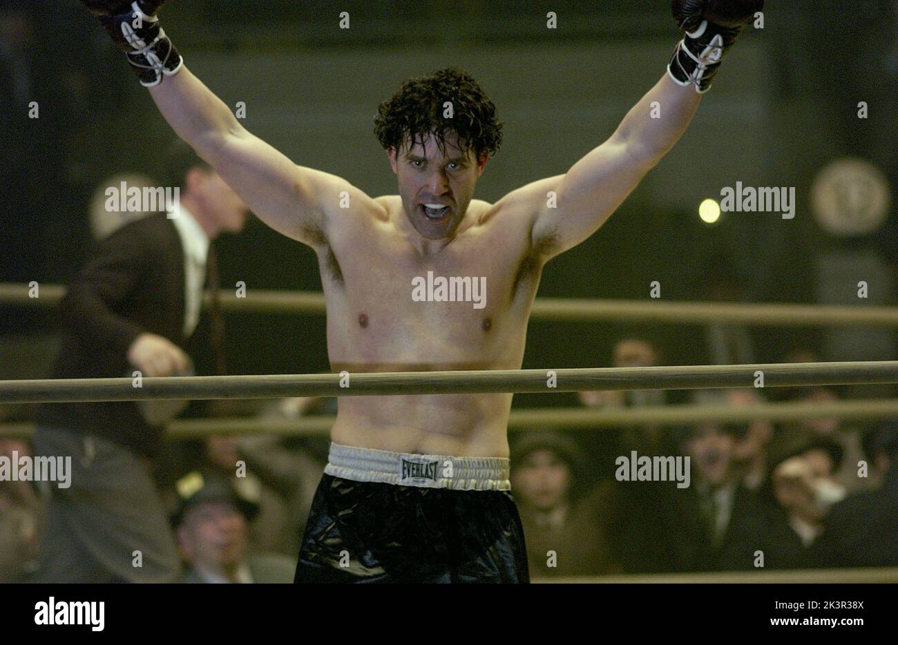Craig Bierko Film: Cinderella Man (USA 2005) Characters: Max Baer ...