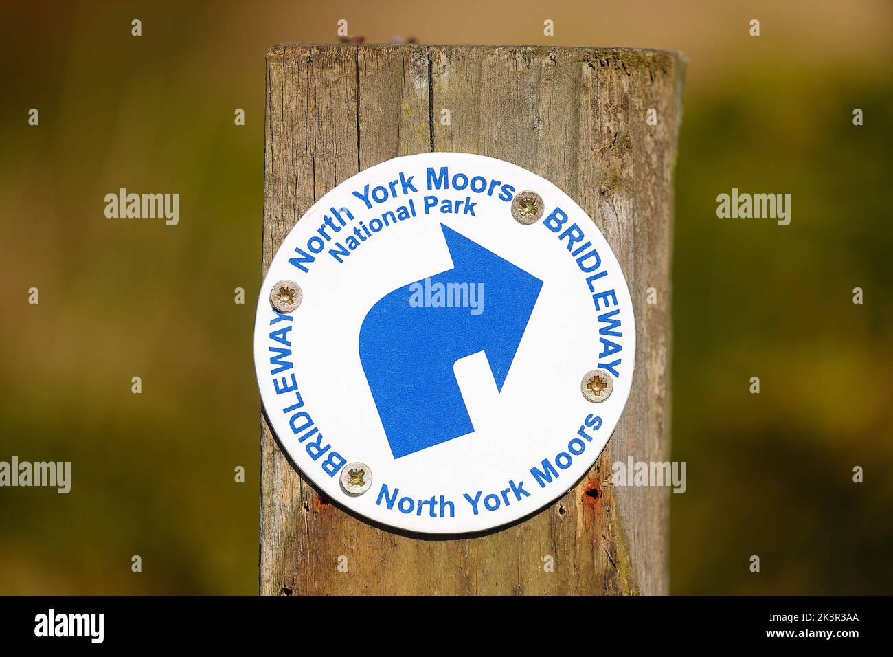Yorkshire moors bridleway sign hi-res stock photography and images - Alamy