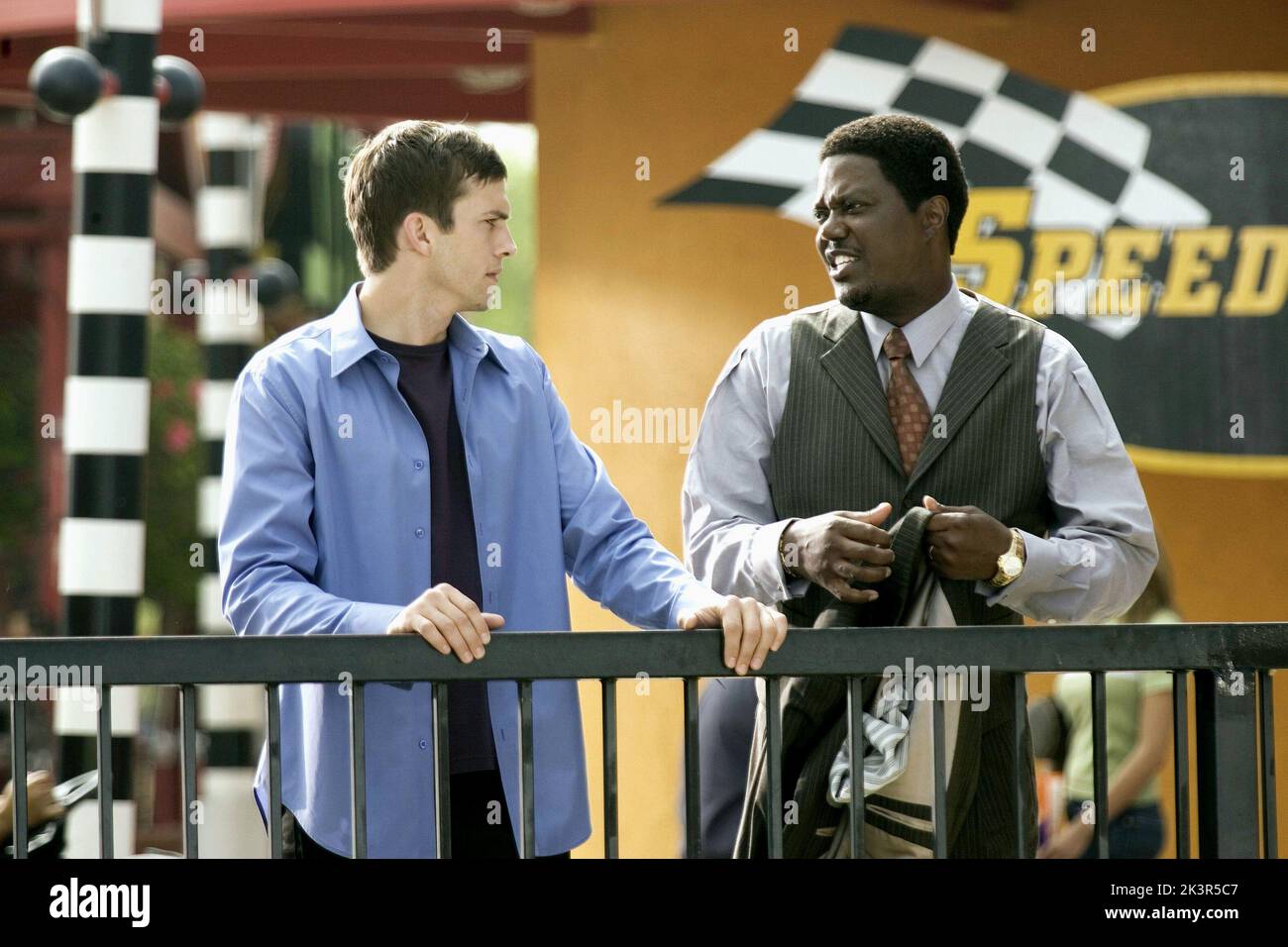 Ashton Kutcher & Bernie Mac Film: Guess Who (2005) Characters: Simon ...