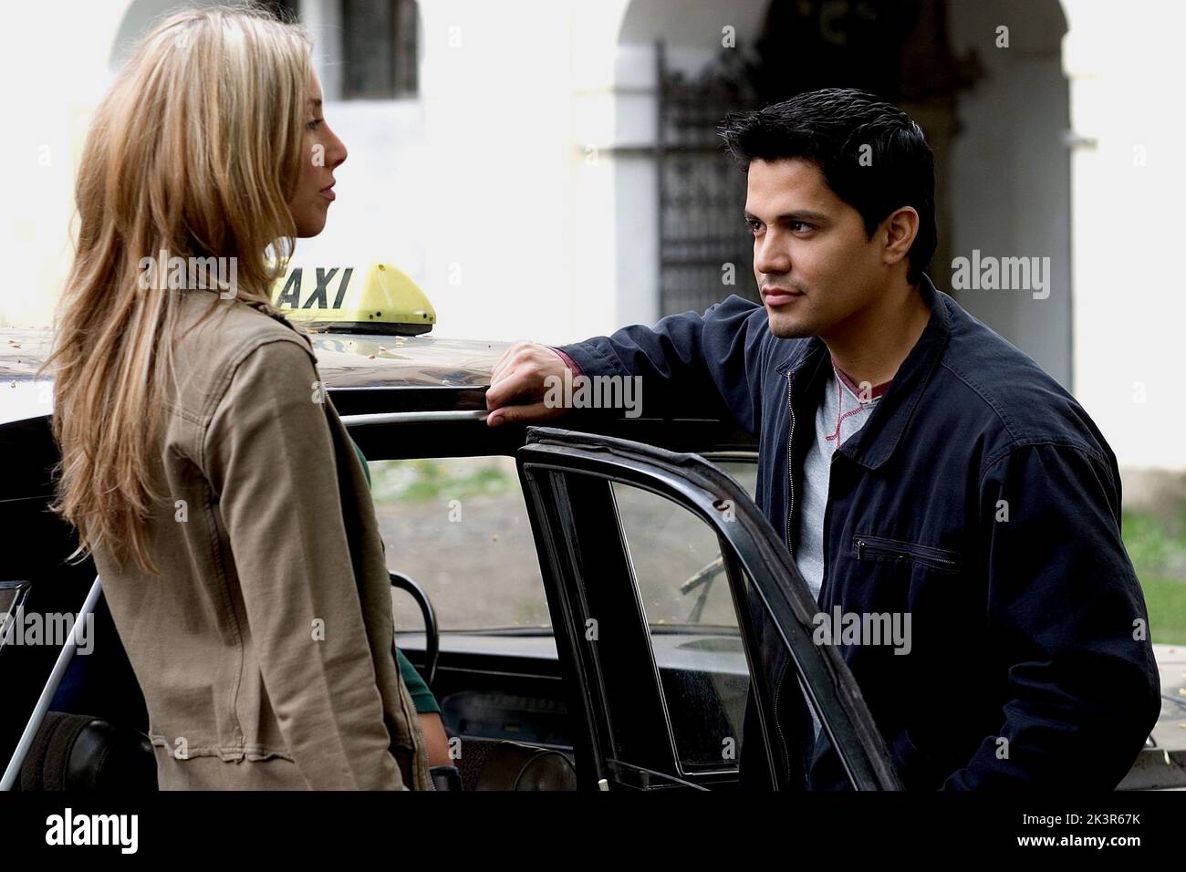 Jana Kaderabkova & Jay Hernandez Film: Hostel (USA/CZ/DE/ISL/SK 2005) Characters: Svetlana ...