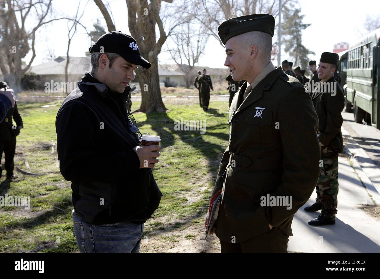 Sam Mendes & Jake Gyllenhaal Film: Jarhead (USA/GER 2005) Characters ...