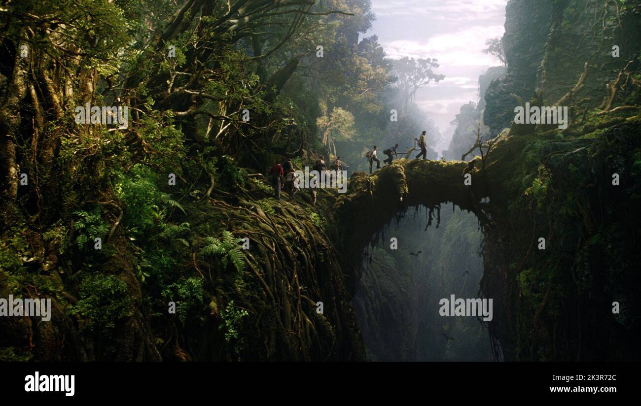 Ravine Crossing Scene Film: King Kong (USA/NZ/DE 2005) Director: Peter ...