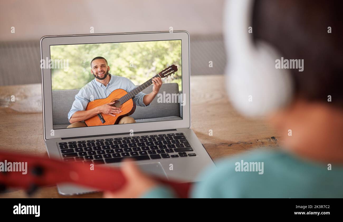 Man video call kids hi-res stock photography and images - Alamy