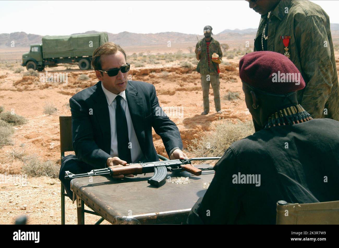 Nicolas Cage Film: Lord Of War (USA/FR/DE 2005) Characters: Yuri Orlov ...