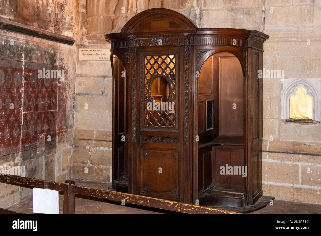 Old style photo booth hi-res stock photography and images - Alamy