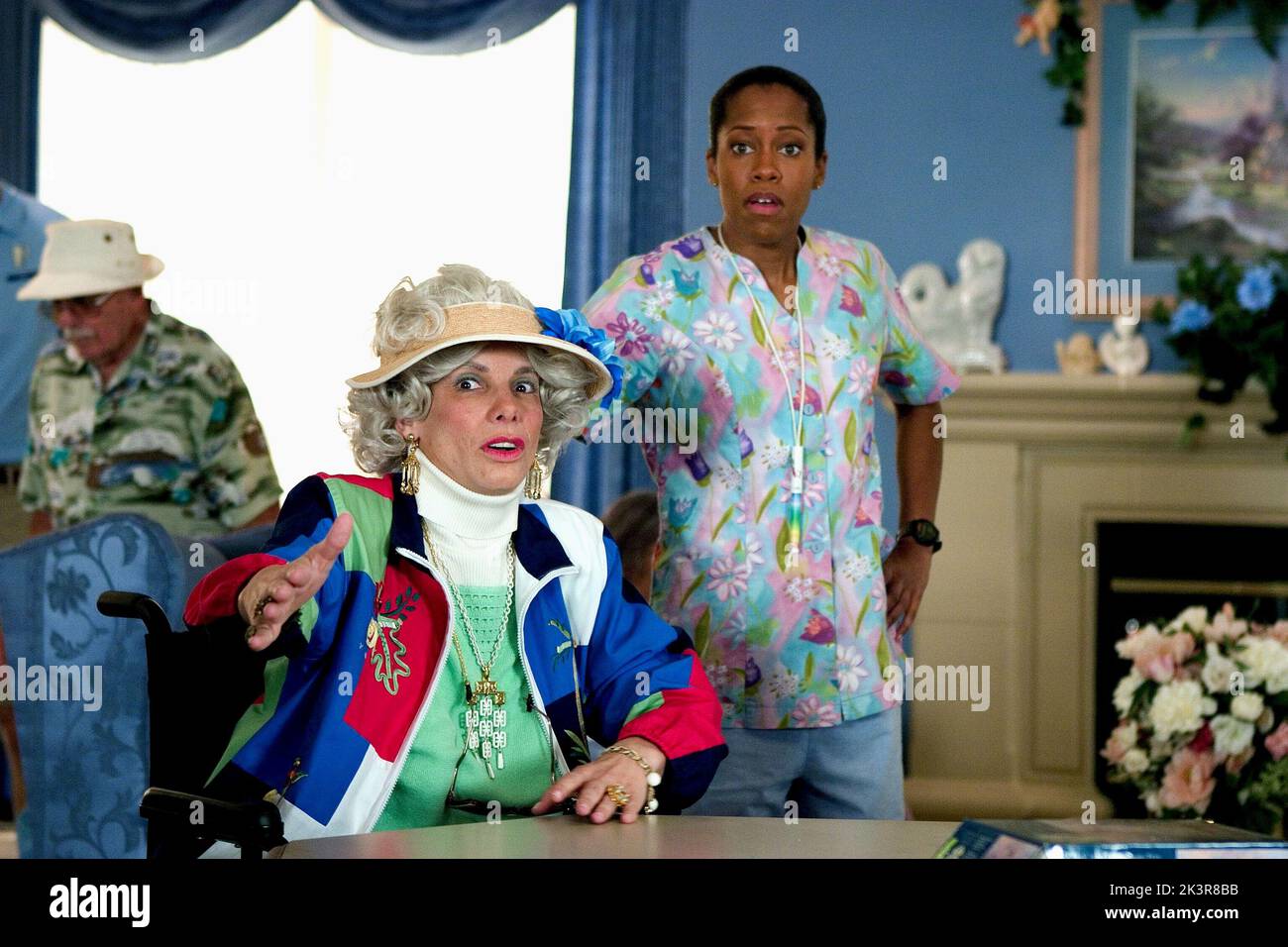 Sandra Bullock & Regina King Film: Miss Congeniality 2: Armed And ...