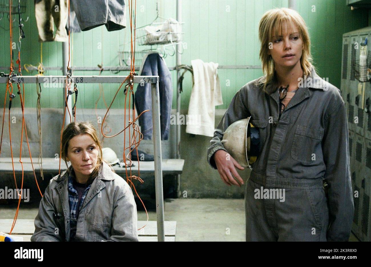 Frances Mcdormand & Charlize Theron Film: North Country (USA 2005 ...