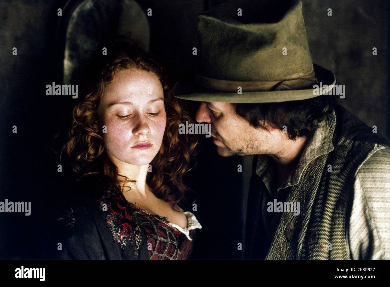 Leanne Rowe & Jamie Foreman Film: Oliver Twist (UK/FR/IT/CZ 2005 ...