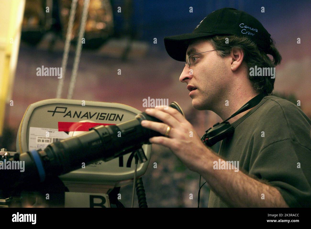 Lawrence Guterman Film: Son Of The Mask (2005) Director: Lawrence ...