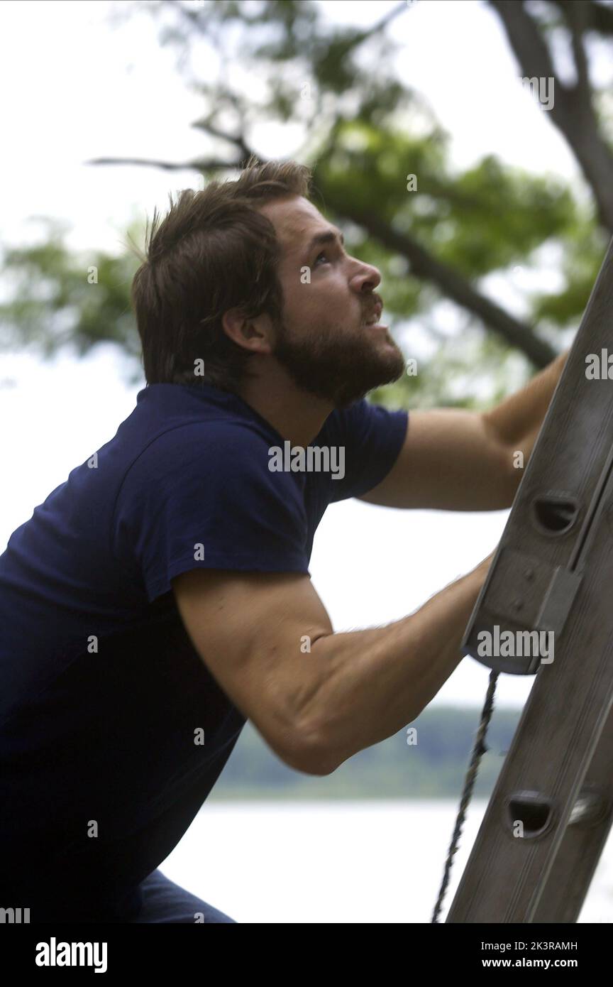 Ryan Reynolds Film: The Amityville Horror (2005) Characters: George ...